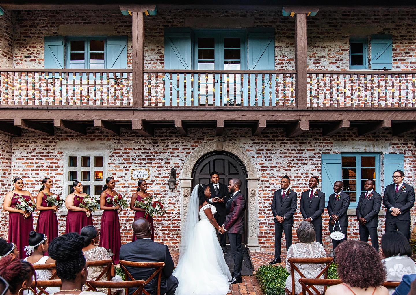 Millennial Newlyweds' Record-Breaking $200k Wedding Growth